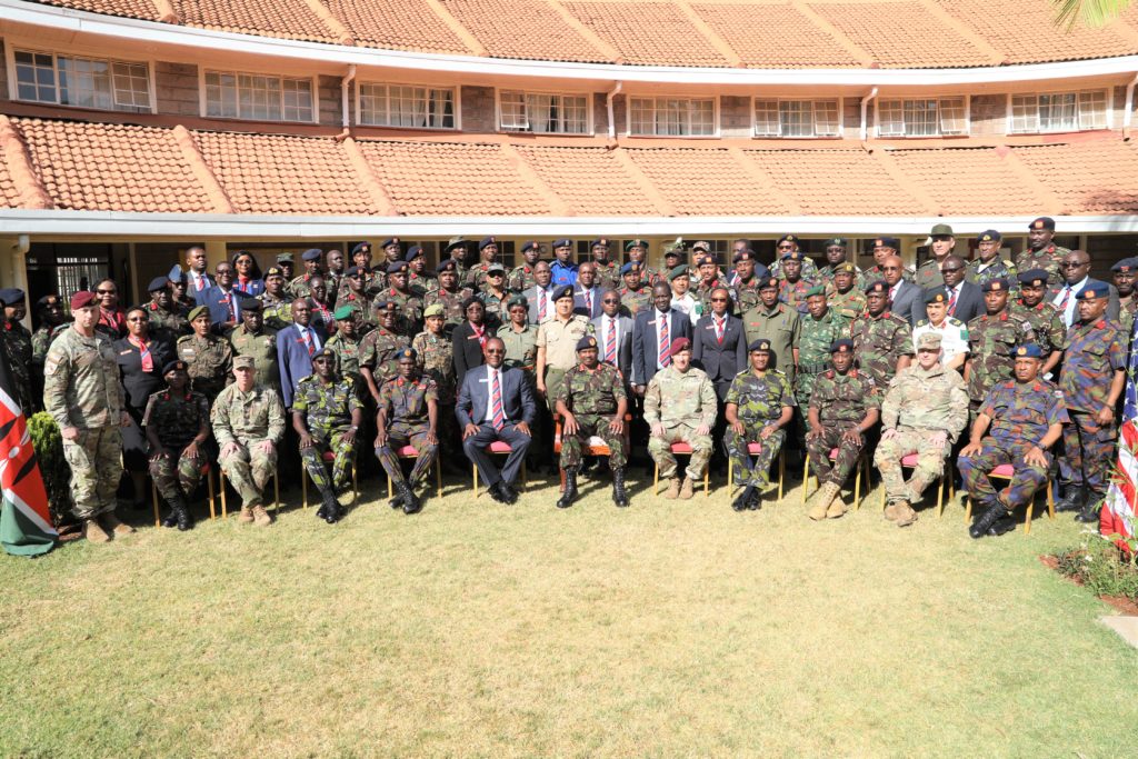 Visit by Maj Gen Todd Wasmud from U.S Army Commanding General Southern ...